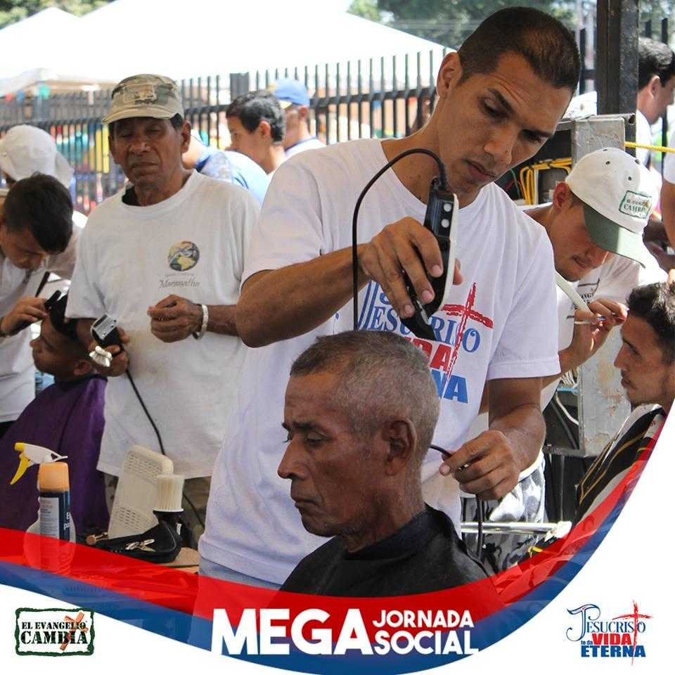 Candidato a la presidencia Pastor Javier Bertucci "Vamos hacer de ...