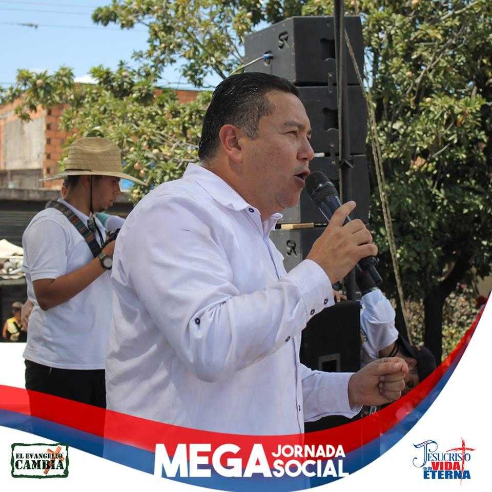 Candidato a la presidencia Pastor Javier Bertucci "Vamos hacer de ...