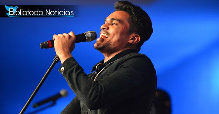 Vocalista de Barak lanza su primer libro, "Dios tiene un propósito contigo"