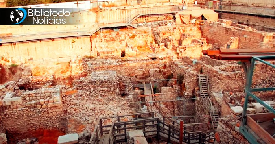 Arqueólogos encuentran restos de edificio incendiado como evidencia del ...