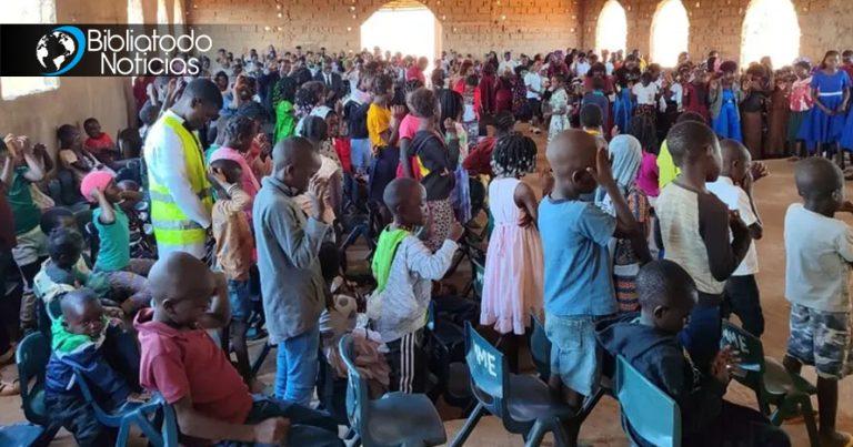 Pastor en Mozambique afirma que “los niños en África están llevando a sus padres a creer en Jesús”