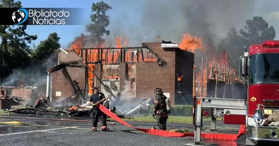 Con la fe intacta, Cristianos adoran a Dios en carpas tras incendio que ...