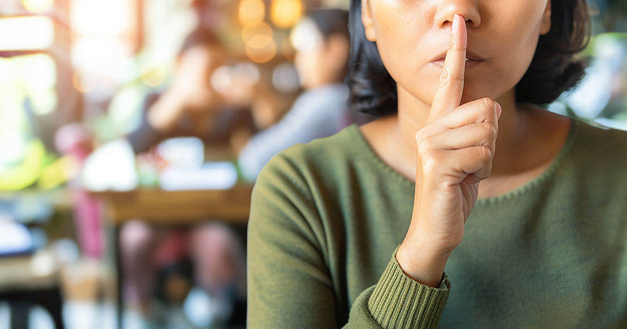 ¿Deben las mujeres guardar silencio en la iglesia?
