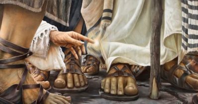 ¿Qué es un manto en la Biblia?