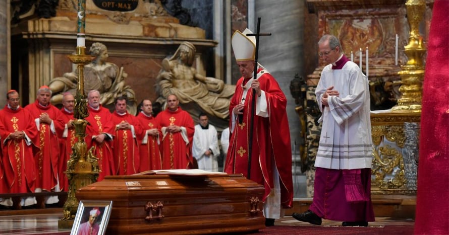 ¿Es la Iglesia Católica la Ramera de Babilonia que dice la biblia?